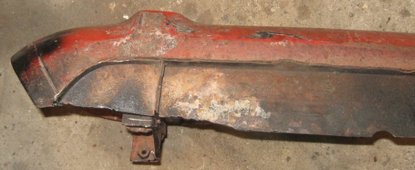 Sunbeam Alpine V / Late Tiger Rear Valence Body Panel Cut-Out Used Orig ...