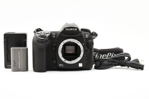 Excellent Fujifilm FinePix S5 Pro Black Body Nikon F Mount Count 24800 ...