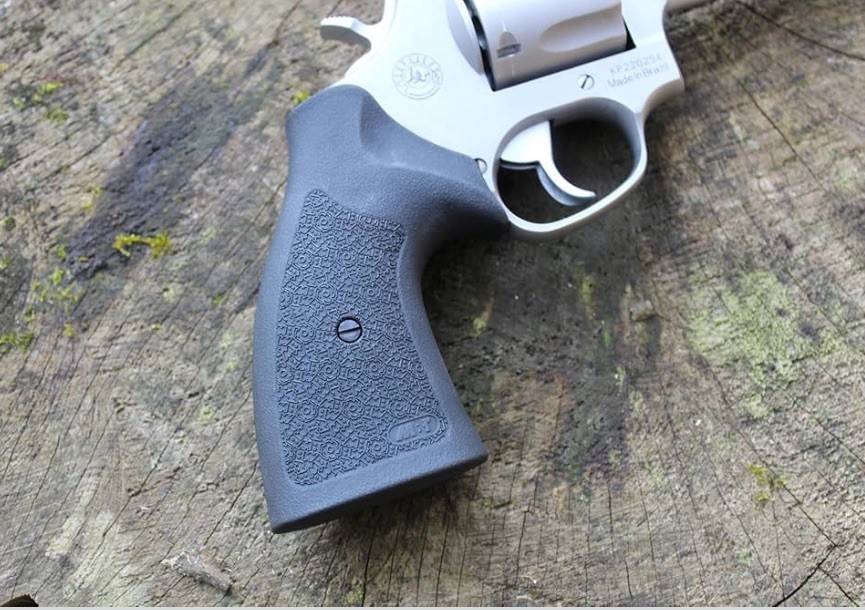 Bold Grip Classic Multiframe Revolver Grip, Compatible with Taurus ...