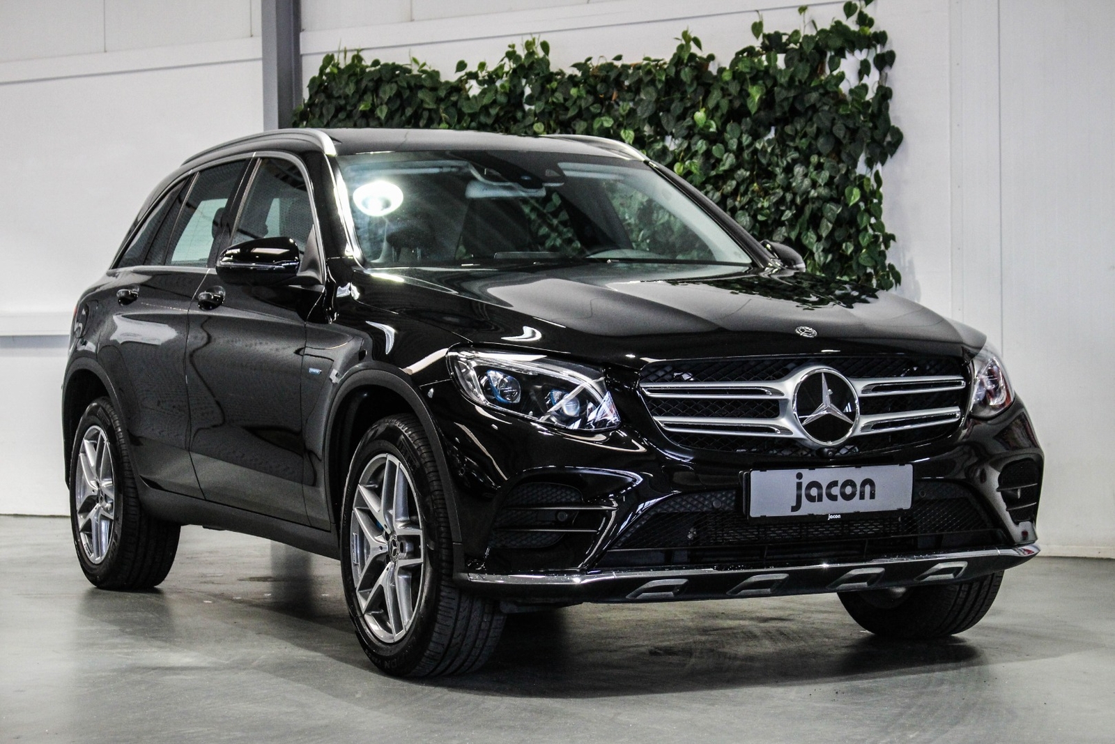 Mercedes GLC350 e Anmeldelser - Se vurderingen på Bilbasen