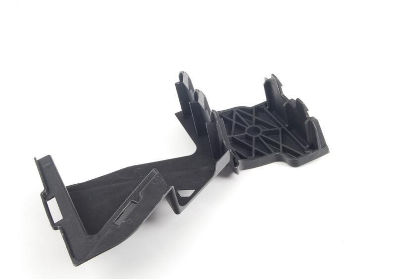 OEM MERCEDES BENZ MB C W204 AMG Front Bumper Stiffening Bracket Left ...