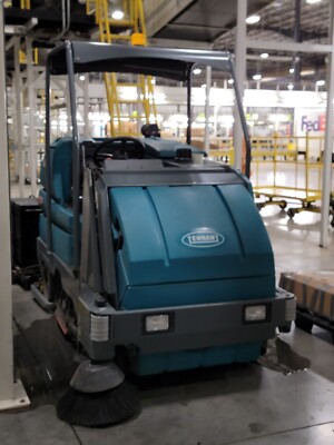 Tennant 8300 floor scrubber and Sweeper | eBay