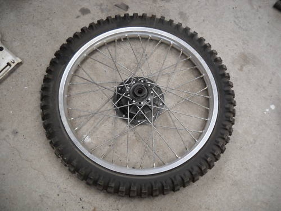 Yamaha 1984 XT250 XT 250 FRONT WHEEL 84 | eBay