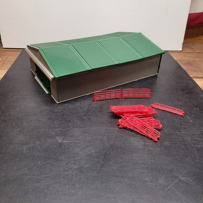 Vintage Ertl Machine Shed Playset and Fencing | eBay