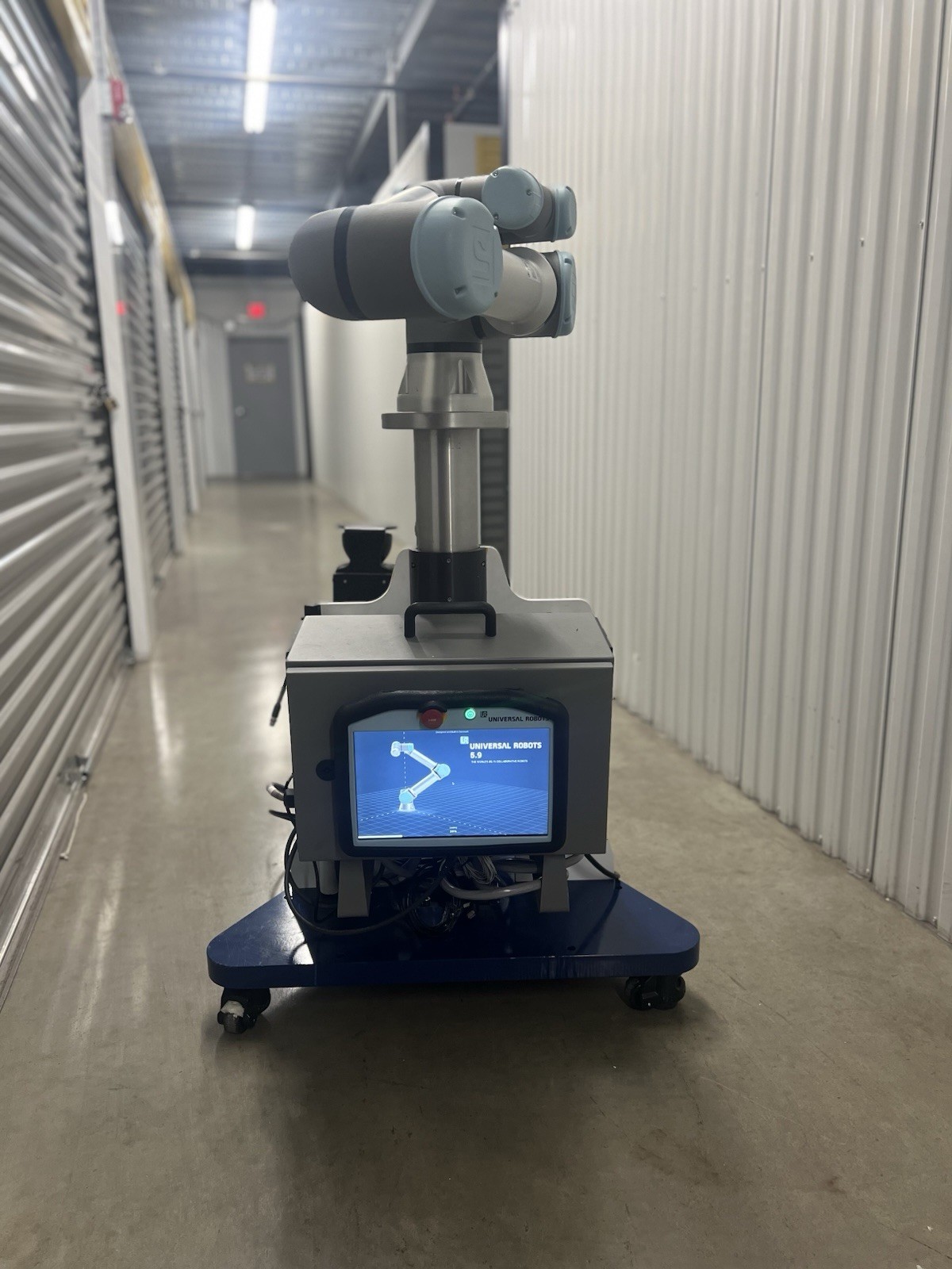 Universal Robots Stand Pedestal Mount Mobile Heavy Duty Pedestal UR5e ...