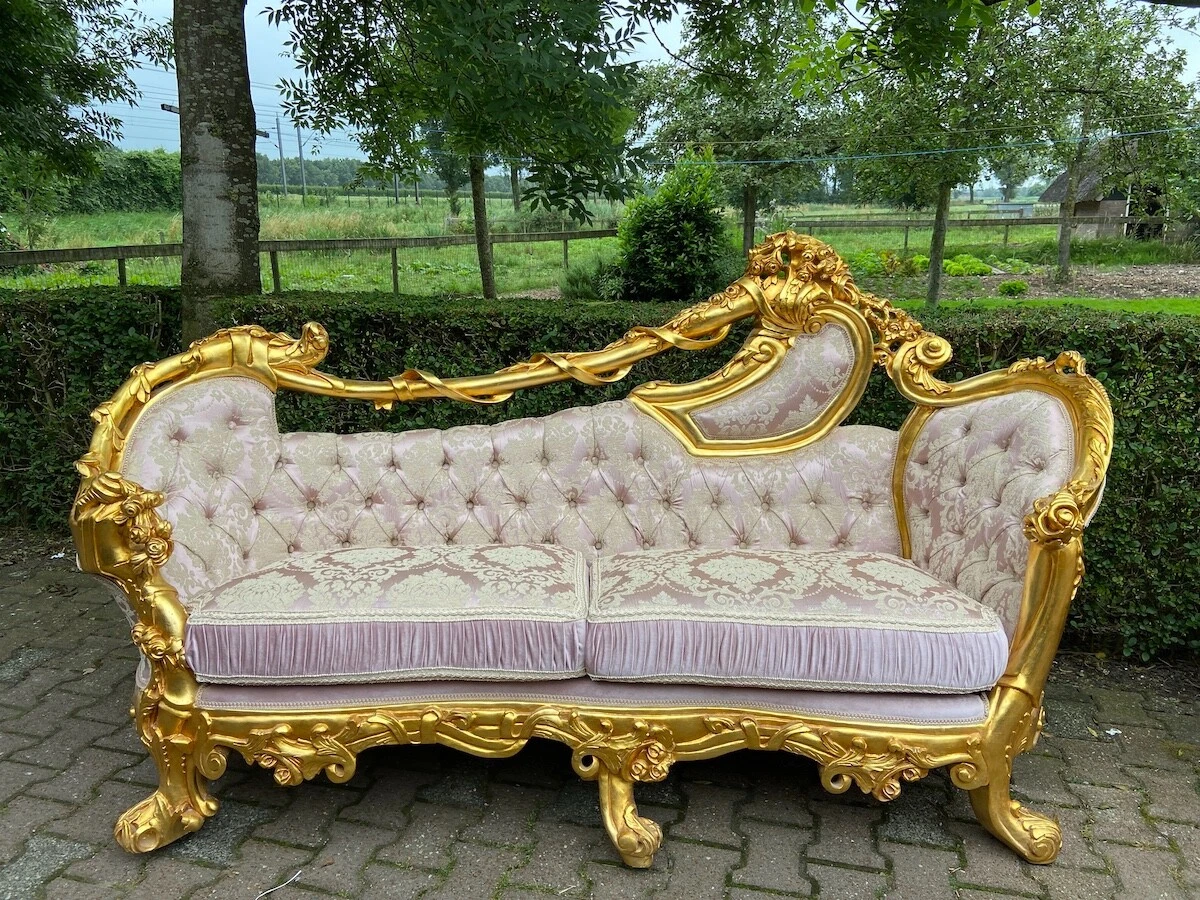 Unique Sofas | Cabinets Matttroy