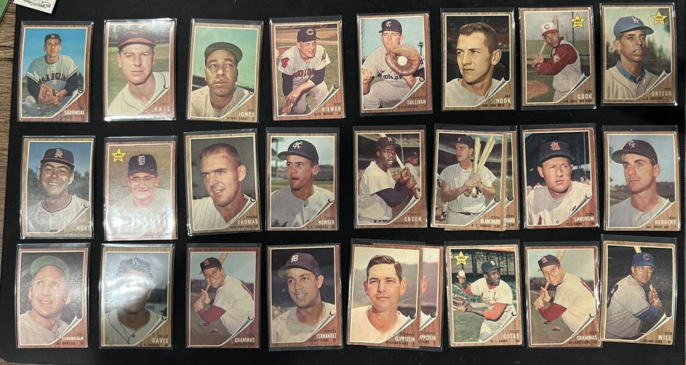 LOT OF 54 TOPPS 1962 BASEBALL CARDS COMMON. | eBay