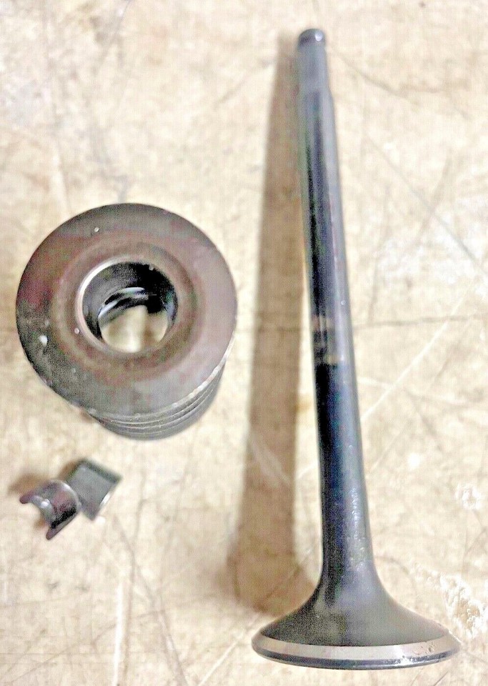 04 05 06 DODGE SPRINTER 2.7L OM647 - INTAKE VALVE / SPRING /RETAINER ...