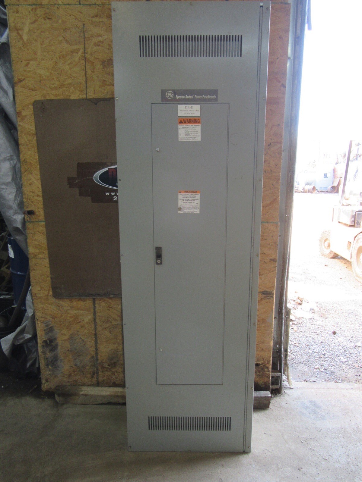 GE 600 AMP PANELBOARD SPECTRA SERIES APNB 480/277 VOLT MLO | eBay