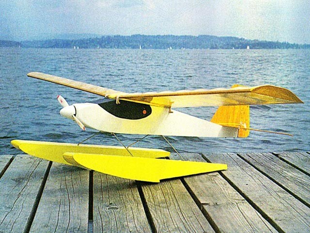 Model Aircraft Floats