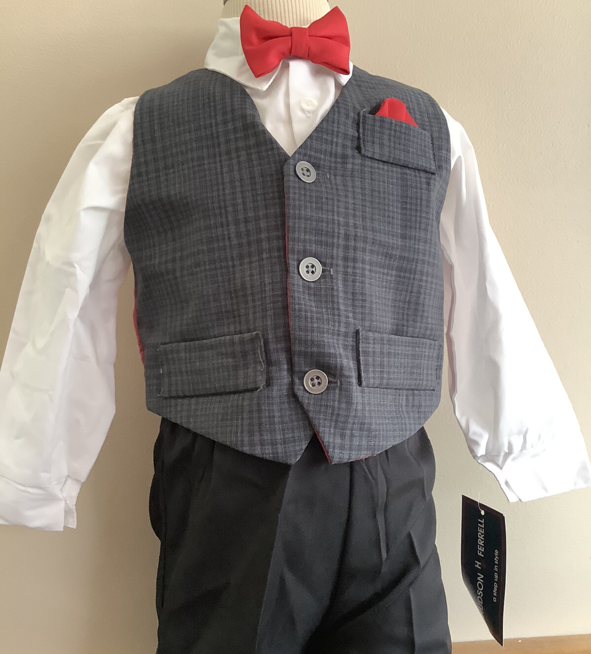 Boys 4 piece Outfit Vest, Dress Shirt, Pants, Bow Tie Size 3T NWT ...