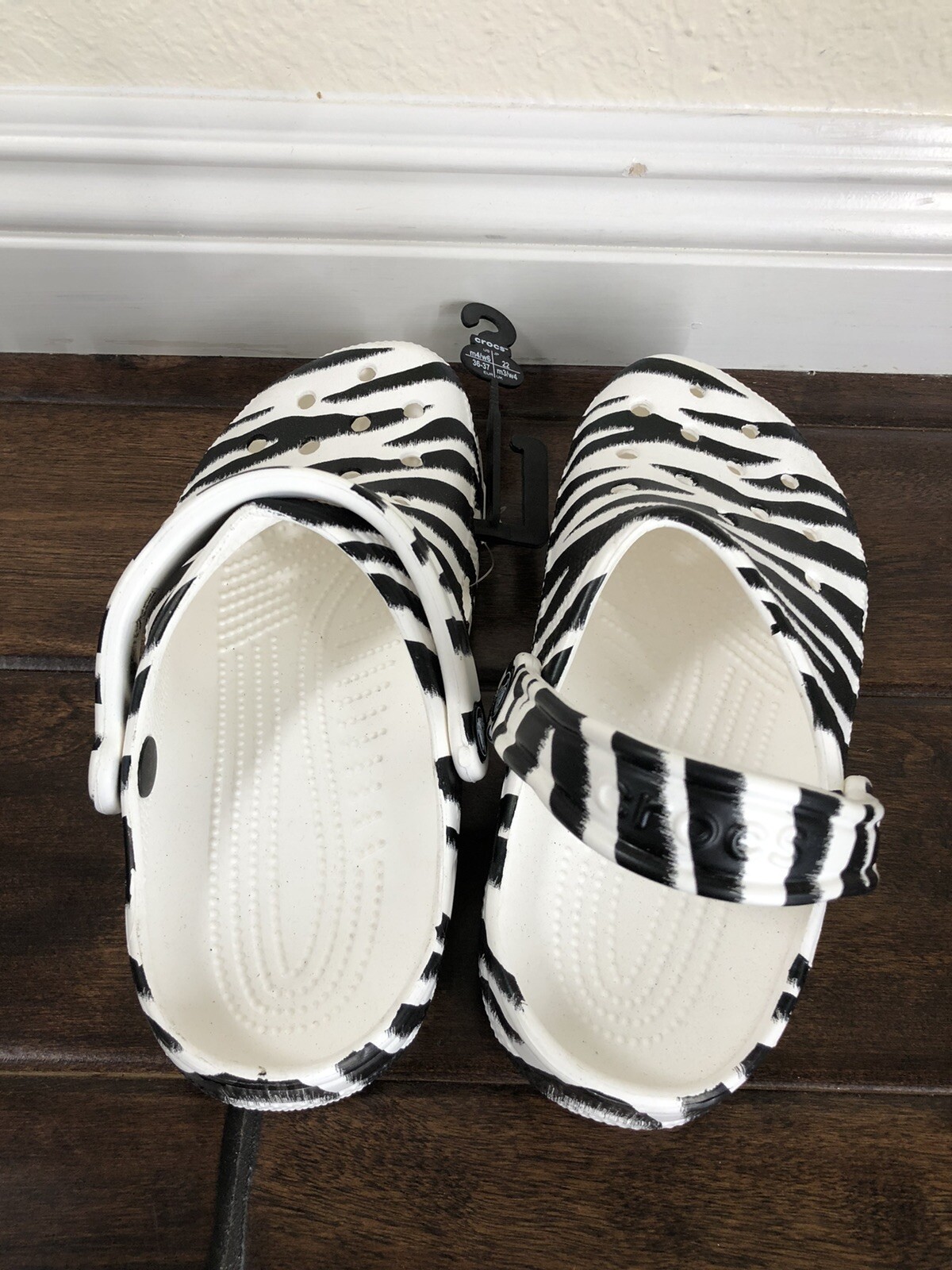 Crocs Unisex Classic Animal Print Clog | Zebra and Leopard Shoes USM4 ...