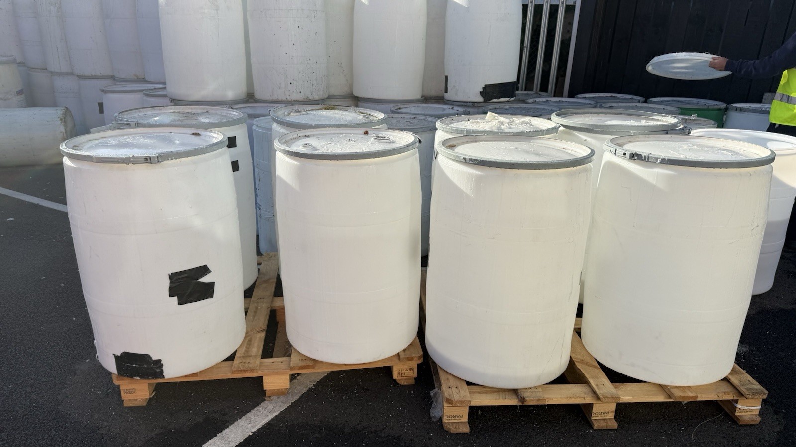 Plastic Water Tight Shipping, Storage, Containers, Barrels. 220L | eBay UK