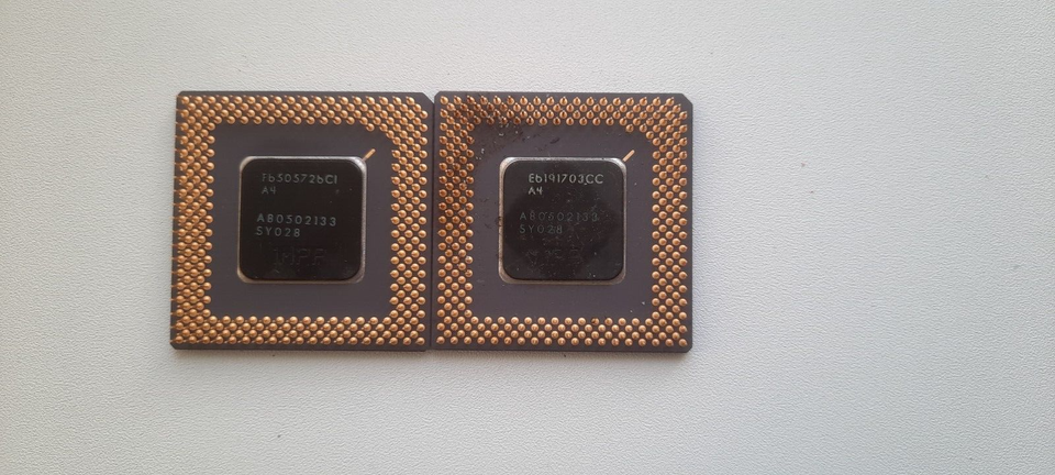 Intel Pentium 133 A80502133 SY028 3.1V rare mobile Pentium 133 vintage ...