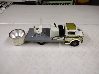 Vintage Marx Toys Friction Mobile Searchlight Unit No. 14 Toy Truck For ...