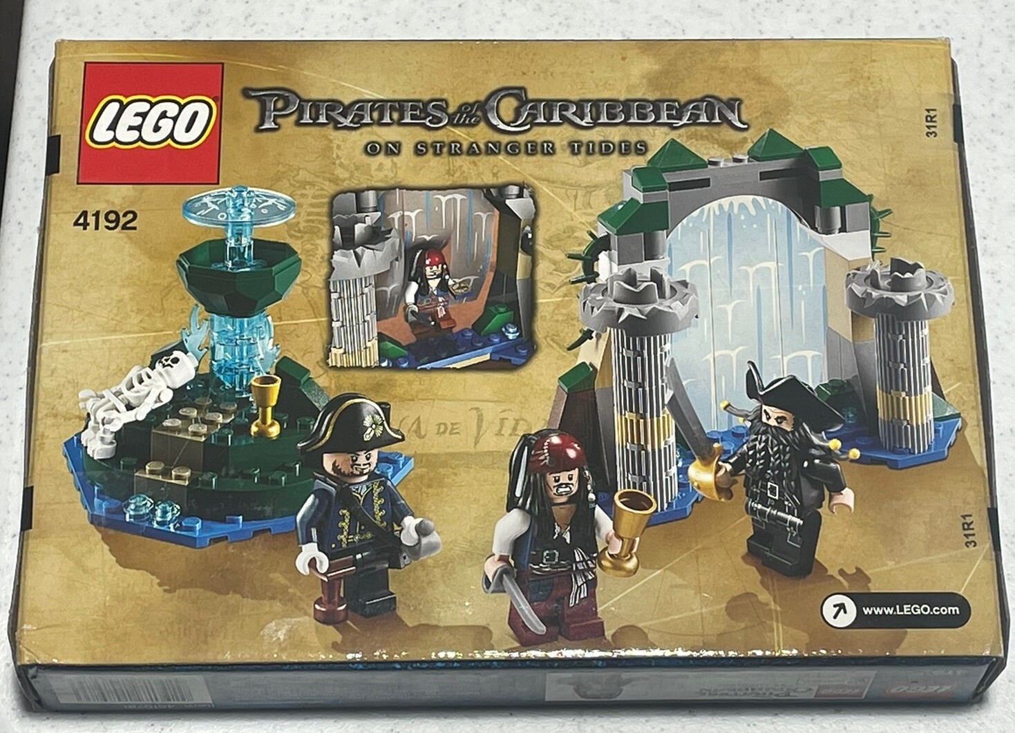 LEGO Pirates of the Caribbean: Fountain of Youth (4192) for sale online ...