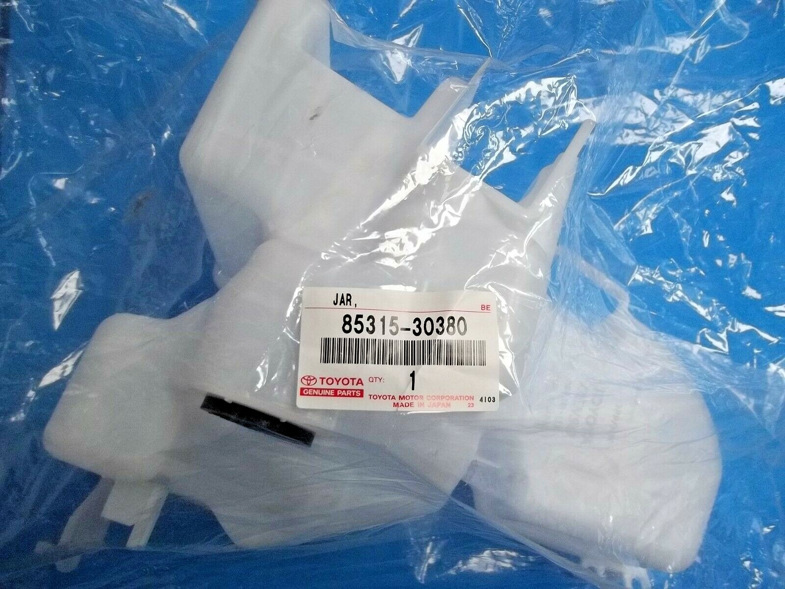 GENUINE LEXUS IS & GS MODELS (2006-2015) WINDSHIELD WASHER RESERVOIR ...