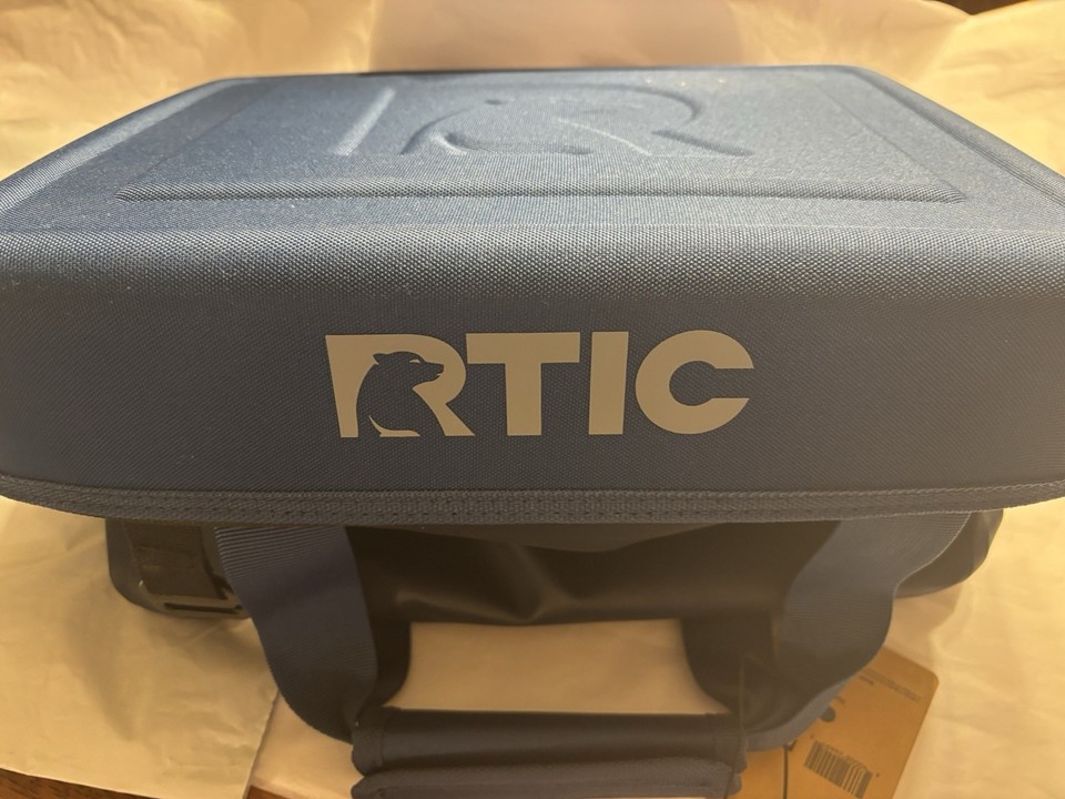 RTIC 28 Can Everyday Cooler, Soft Sided Portable Insulated Cooling ...