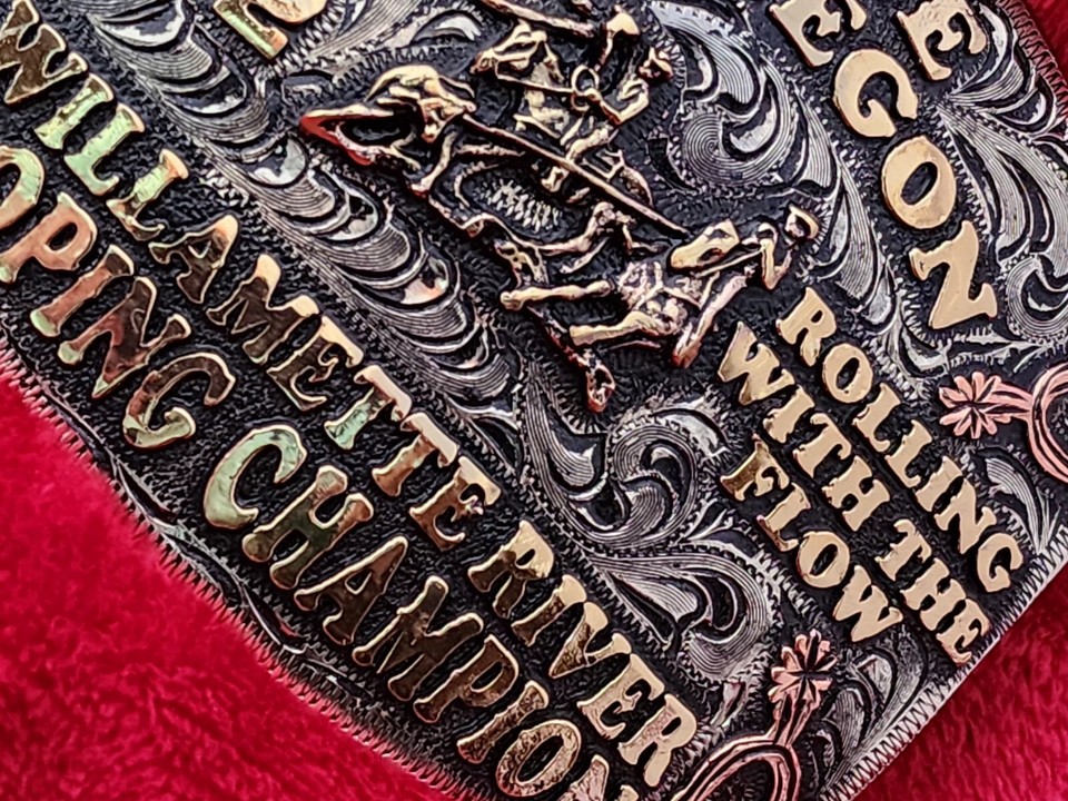 RODEO TEAM ROPING CHAMPION TROPHY BUCKLE☆PRO☆EUGENE OREGON☆2002☆RARE ...