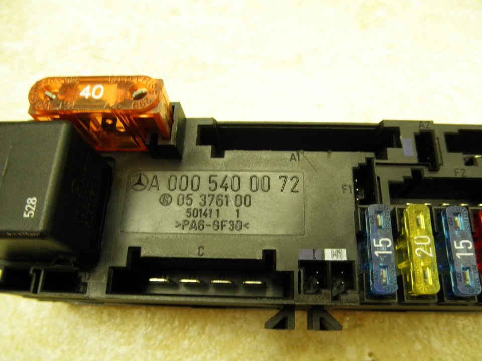 MERCEDES W202 W210 CLK 98-03 SAM MODULE BODY OVERLOAD PROTECTION FUSE ...