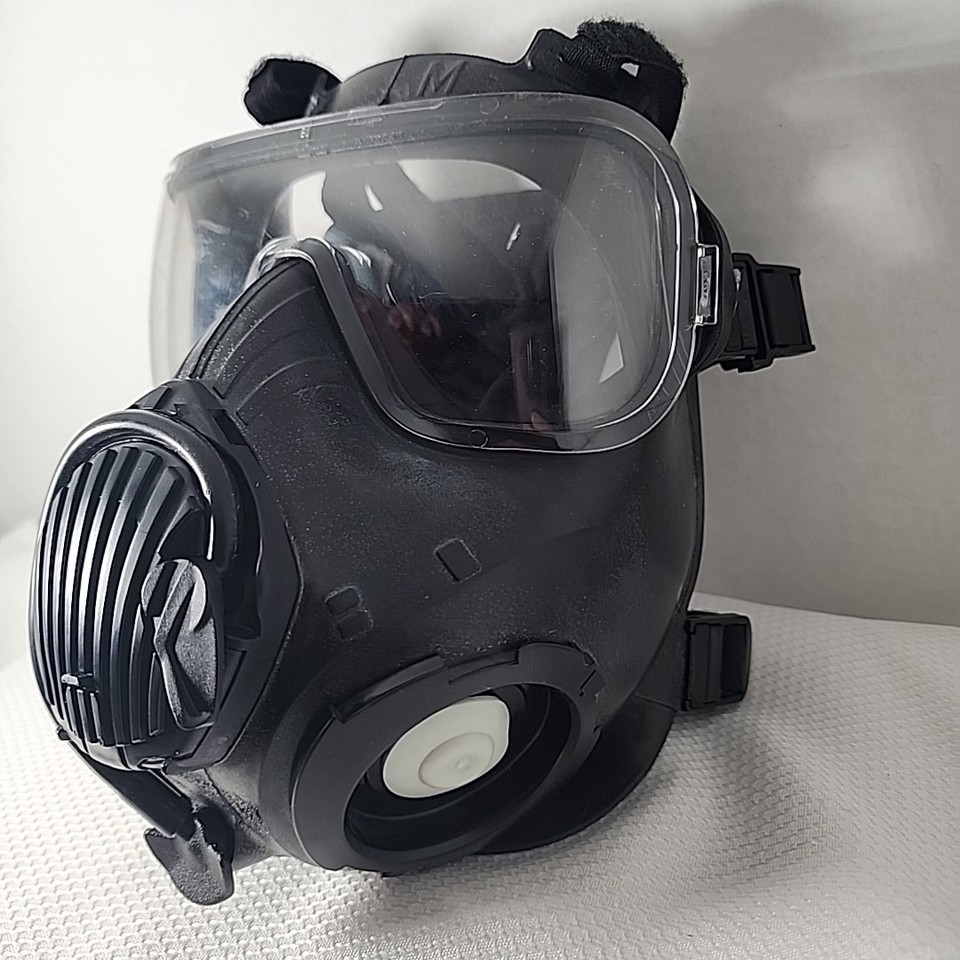 Avon FM50 Respirator Mask US Military Gas Mask, M61, medium M-50 | eBay