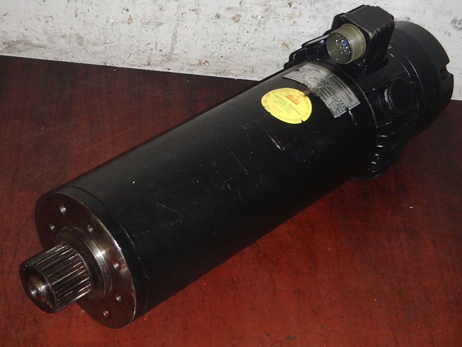 Indramat Permanent Magnet Servo Motor MDC 10.40C/MMA-1/S06_ Maho MH800E ...