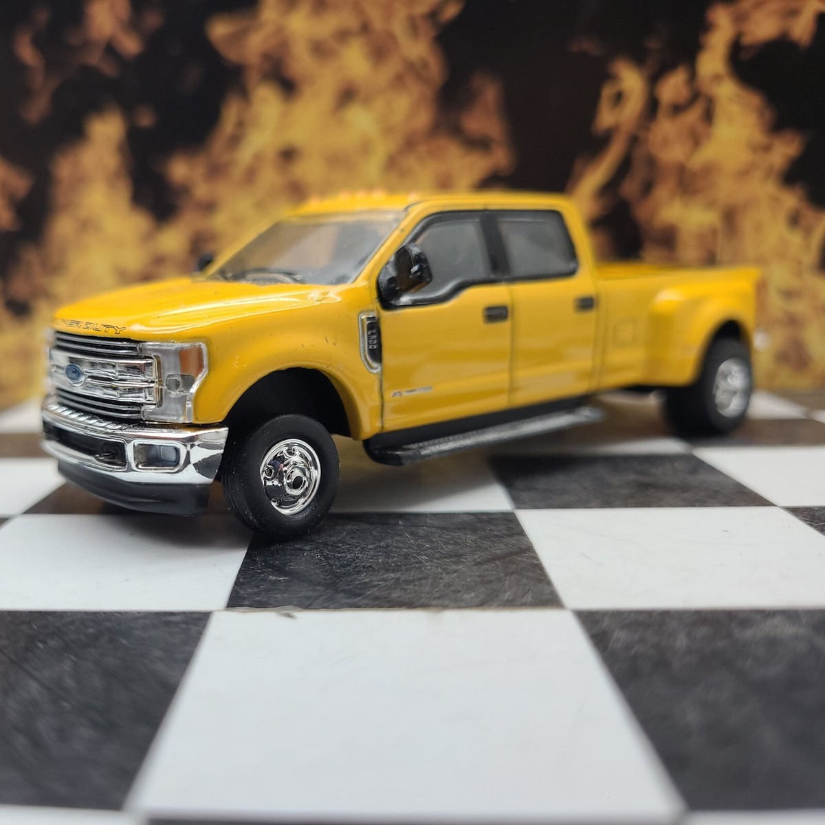 Camions Diesel Ford Soulevés