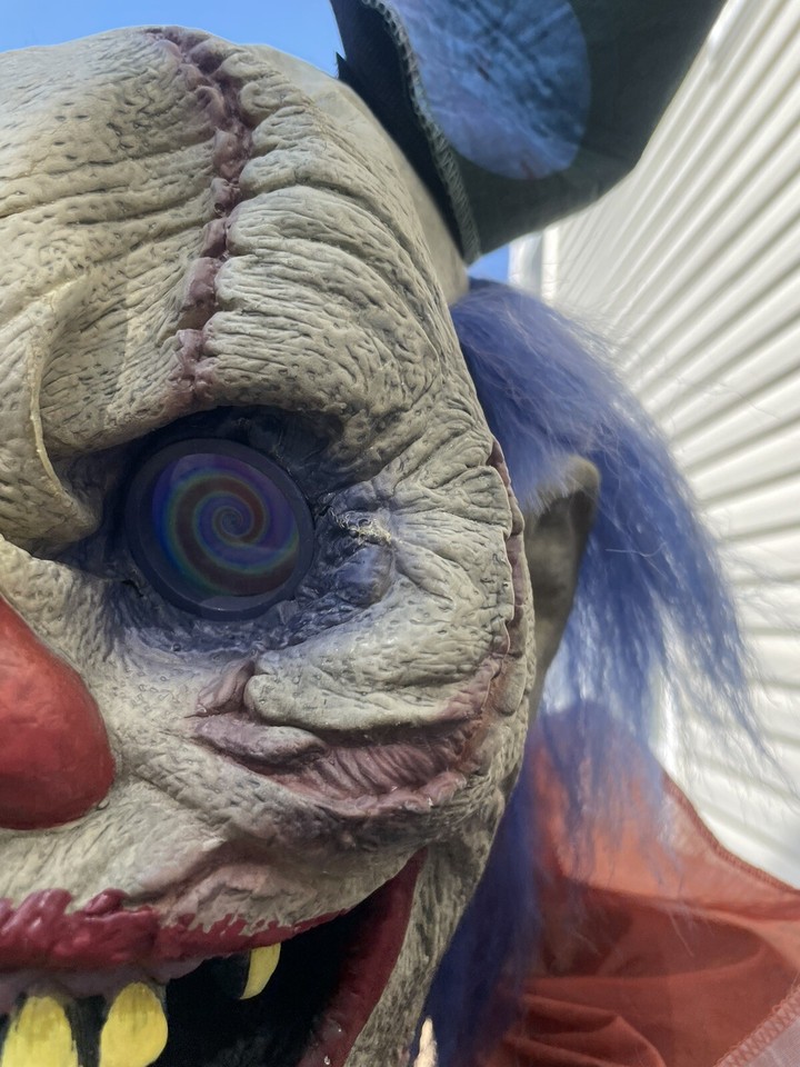 Spirit Halloween Peek A Boo Clown Retired Animated Halloween Prop No ...