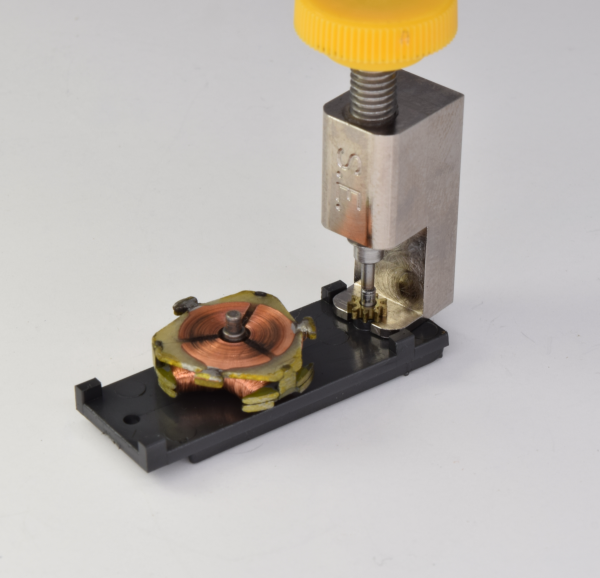 Gear Puller: TJet, Thunderjet 500, Auto World, Dash | eBay