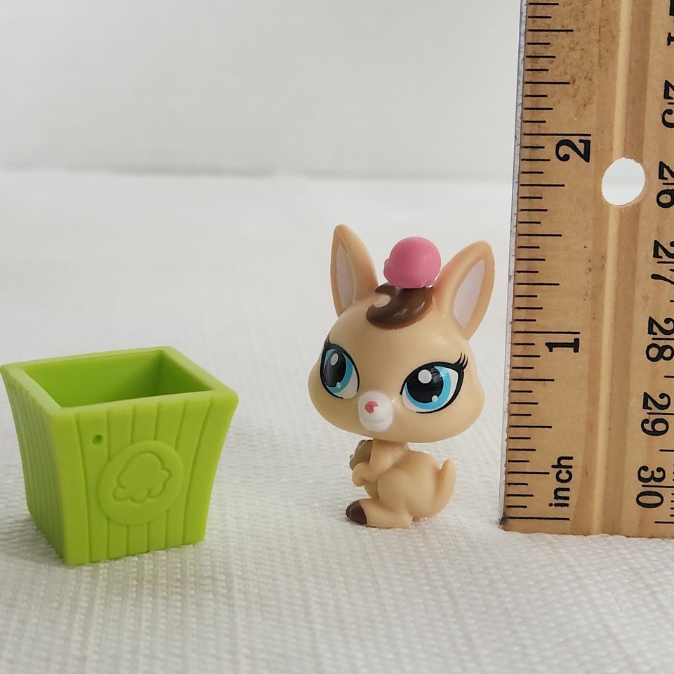 Littlest Pet Shop LPS #3972 Kangaroo Mini Pet Blind Bag Cozy Snackers ...