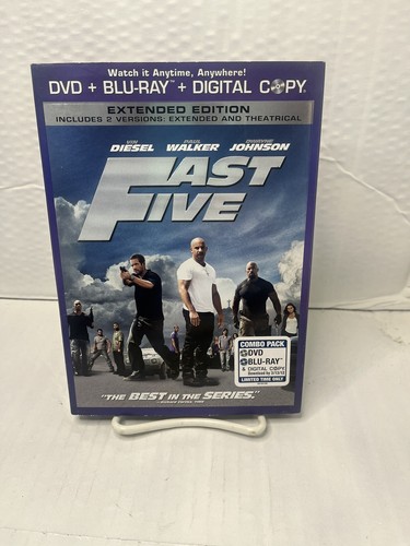 Fast Five (Two-Disc DVD/Blu-ray Combo in DVD Packaging) - Blu-ray ...