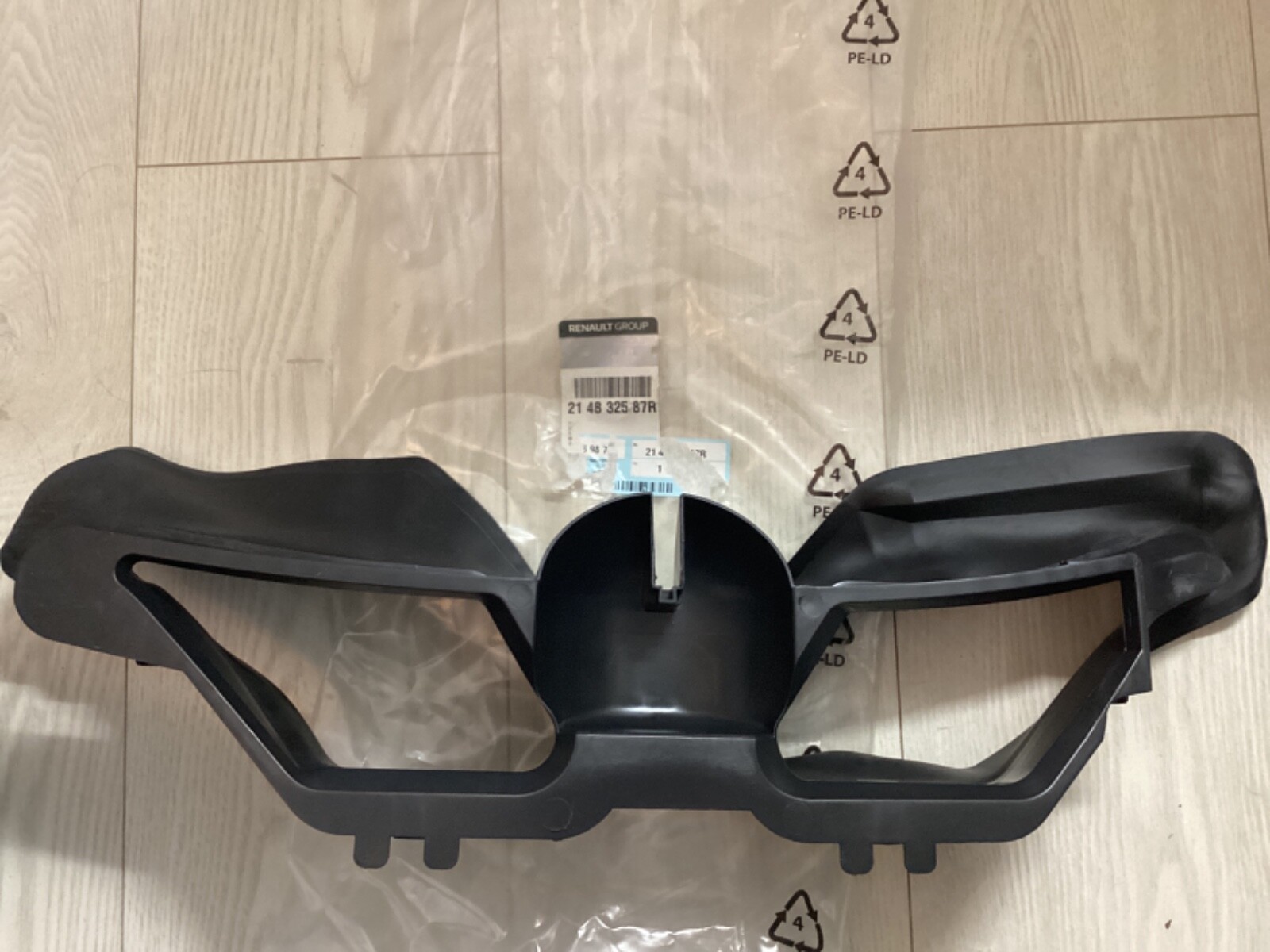 Renault Captur Mk1 2015 Radiator Ducting 214B32587R for sale online | eBay