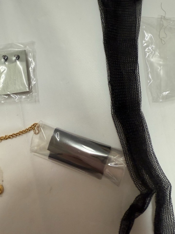 Integrity Toys - Accessories, incl, jewellery, an evening purse and ...