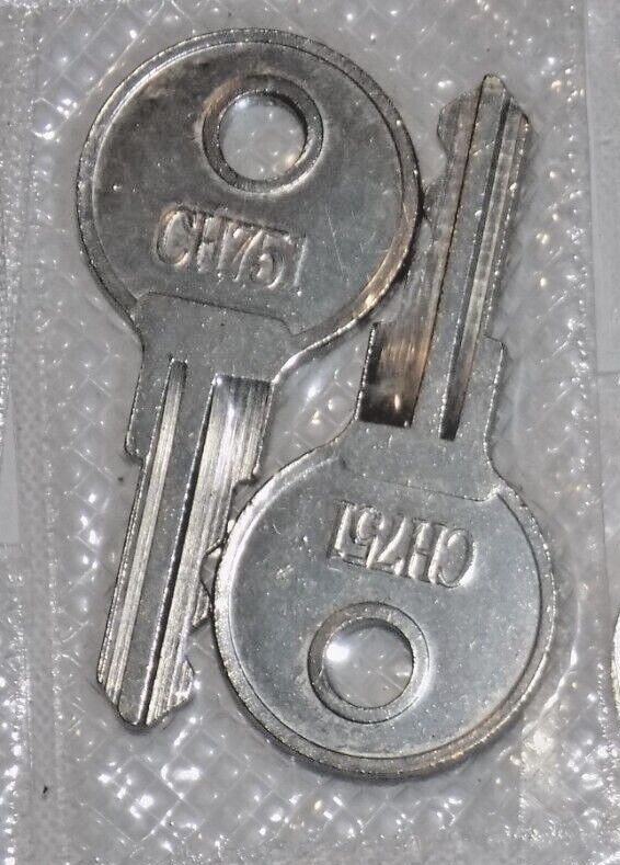 (2) NEW Gilbarco Veeder-Root Dispenser CRIND Access Door Keys CH751 | eBay
