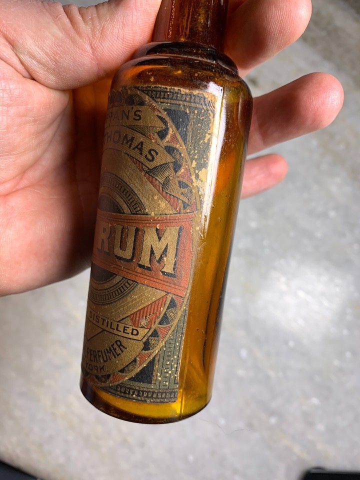 Antique Bottle ORIGINAL LABEL ST. Thomas Bay Rum Liquor NEW YORK Tappan ...