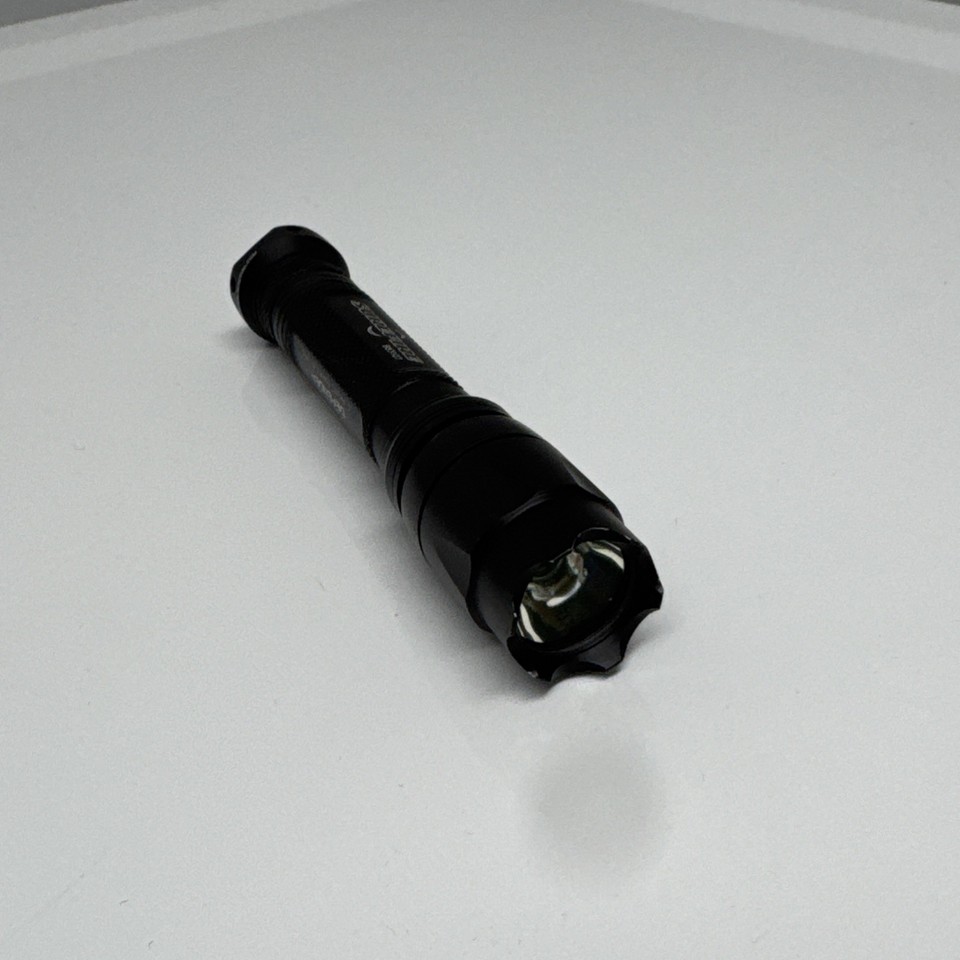 SureFire E2D Defender - LED Flashlight | eBay