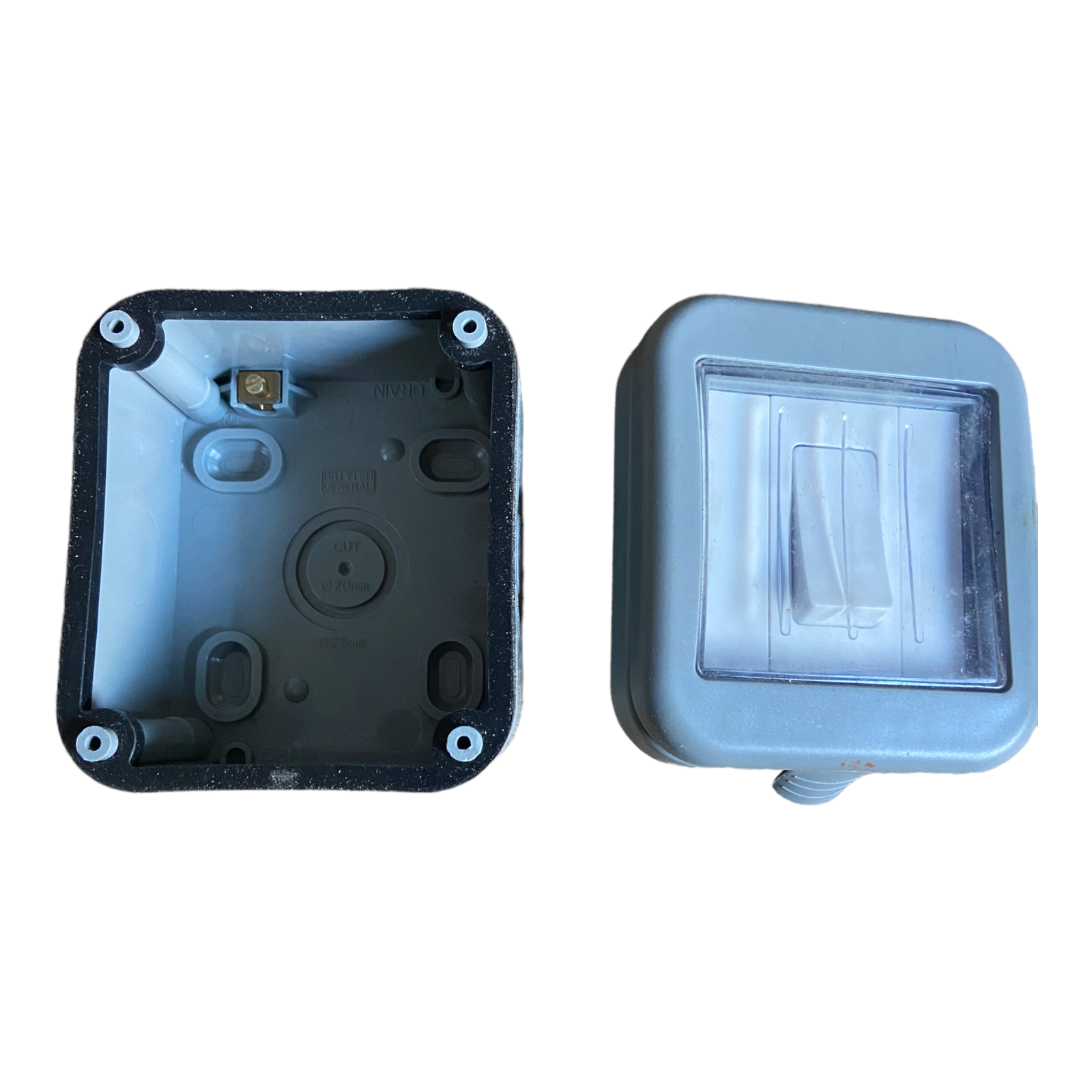 * NEW * IP65 24A 5-TERMINAL WEATHERPROOF OUTDOOR ADAPTABLE BOX ** SALE ...