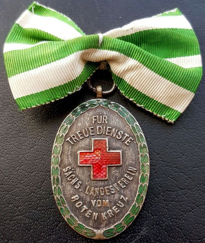 8438 German post WW1 Weimar Rep Saxony Red Cross Decoration 3rd Class ...