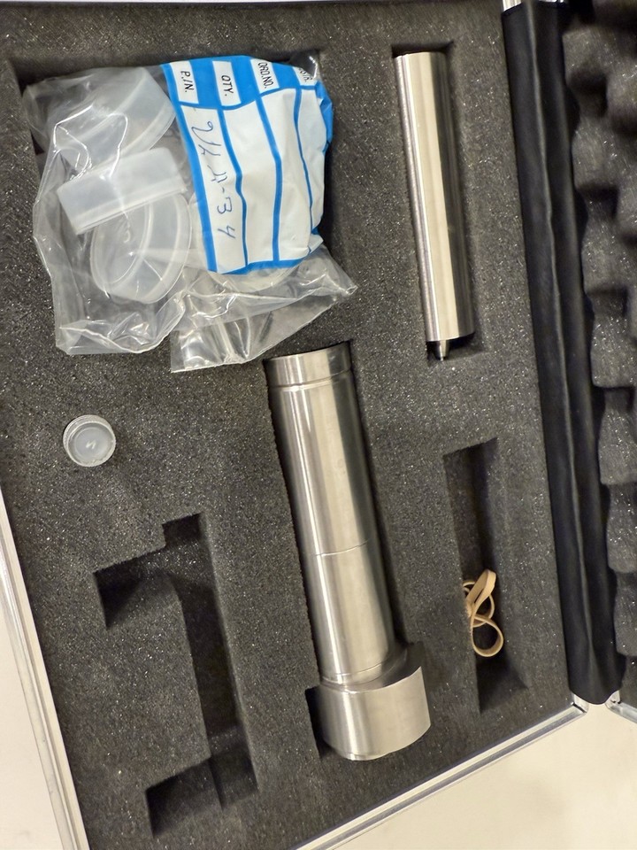 BROOKFIELD LVTDV-II Programmable Digital VISCOMETER with Adapters And ...