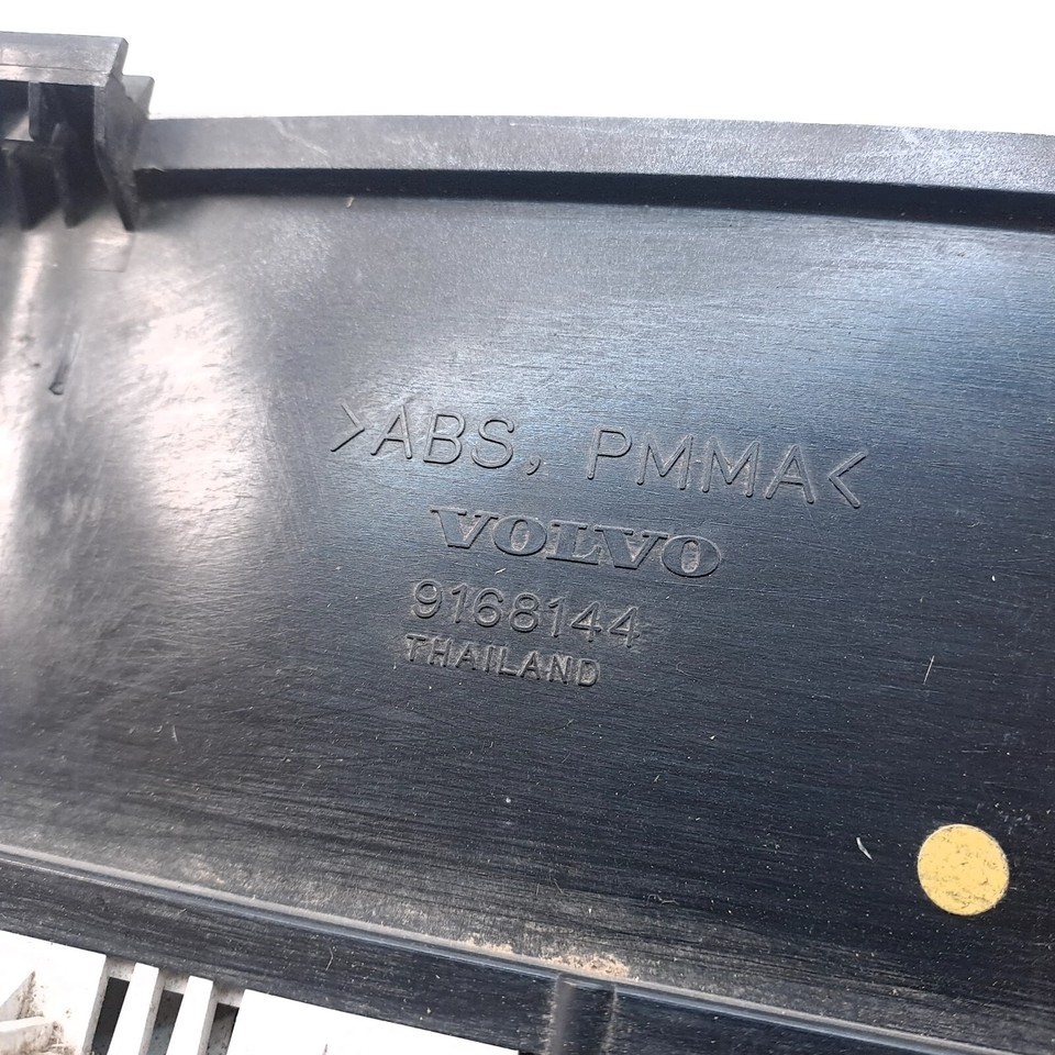 Volvo V70 S70 Speedometer Instrument Cluster 9168138 9168144 | eBay UK