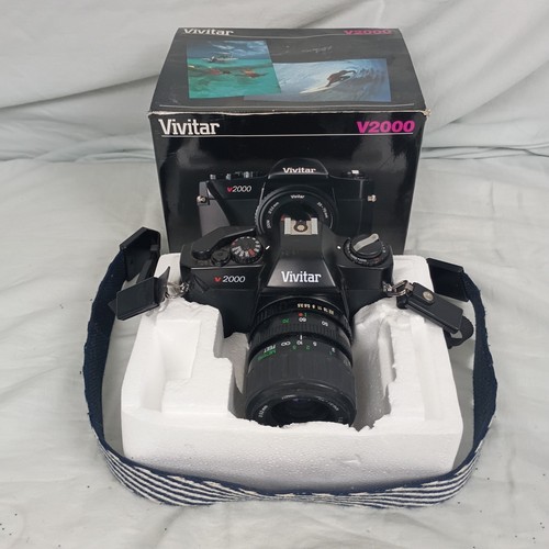 Vivitar V2000 35mm SLR Film Camera with 35-70mm Lens In Original Box ...