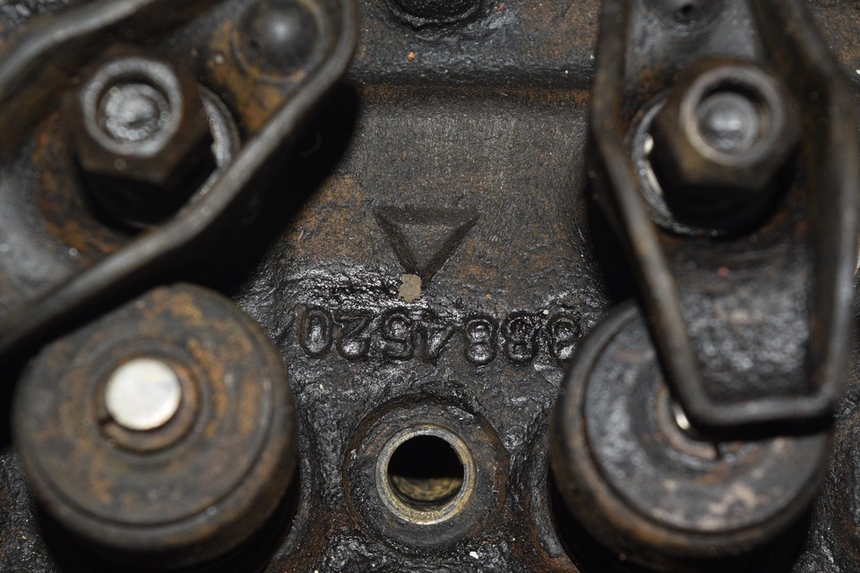 1962 1967 Chevy 283 327 Corvette Power Pack Heads 3884520 63 64 65 66 ...