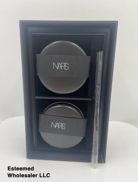 NARS HOLIDAY Ltd. Edition BENTO BOX WTH TWO KABUKI POTS AND BRUSH 1000 ...