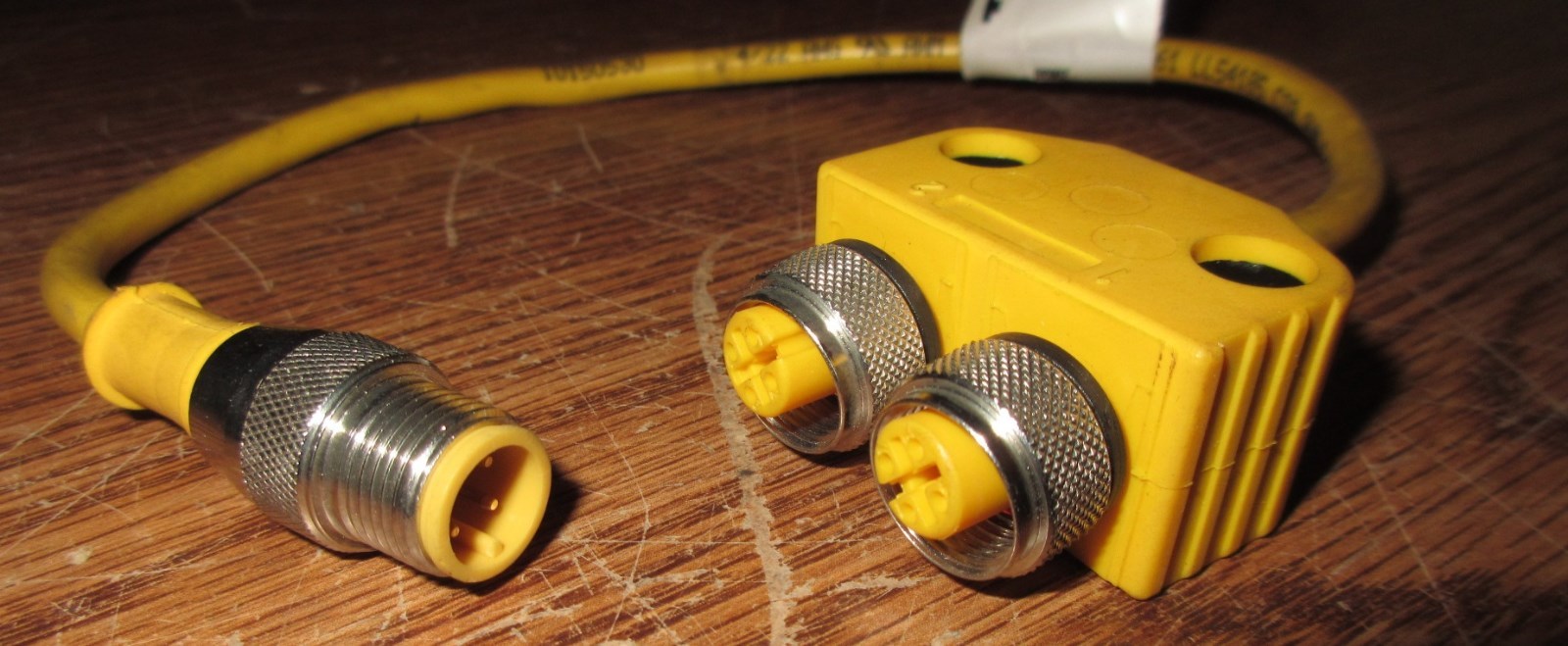 TURCK VB2-RS 4.43T-0.3/2FKM 4 MOLDED CORDSET TWIN JUNCTION SPLITTER ...