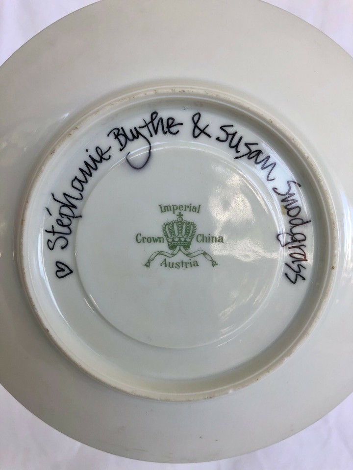 An Early 1980's Susan Snodgrass & Stephanie Blythe Tea Cup Porcelain ...