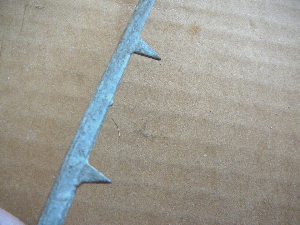 Sim's Malleable Iron Barbed Triangle - ANTIQUE BARBED WIRE | eBay