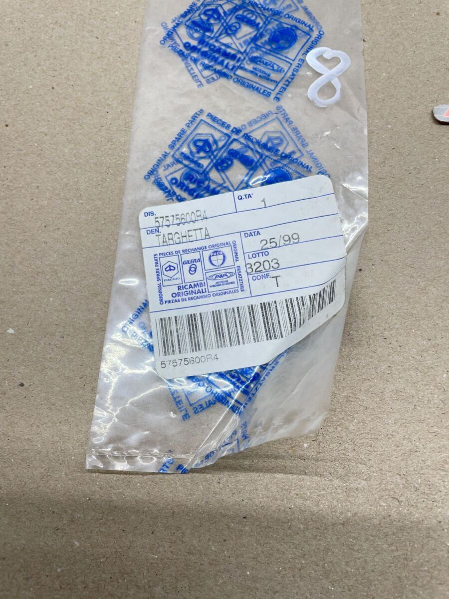 Gilera Runner 50 125 - ORIGINAL Aufkleber Seitenteil Sticker Abdeckung ...