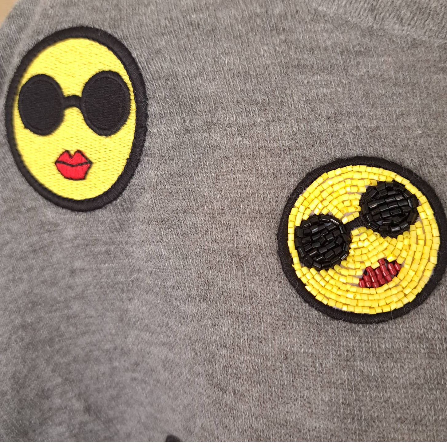 Alice + Olivia Bai Stace Face Emoji Folder Gray Wool … - Gem