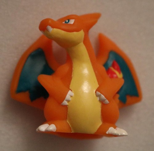 B. 14 Pokemon Finger Puppet Mega Charizard Y Catch Them All Nintendo ...