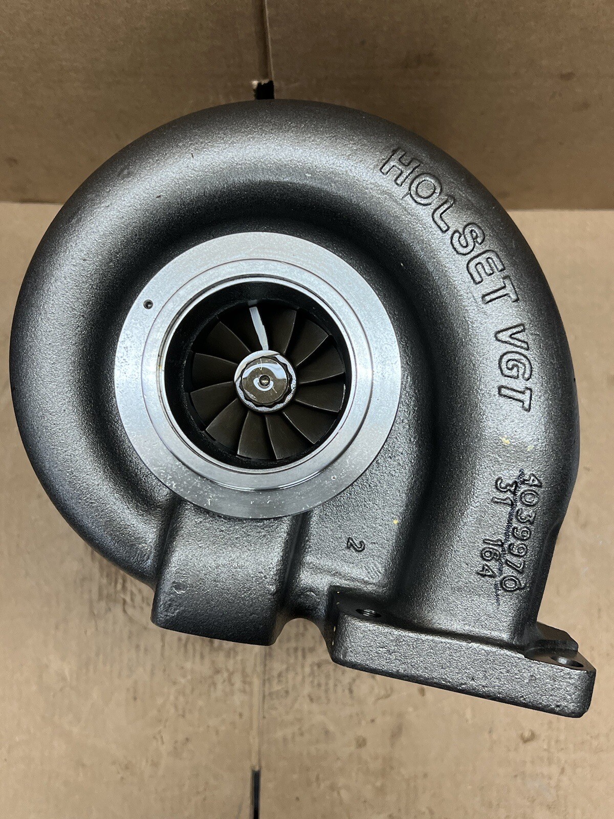 Holset HE561VE HE500VG VGT Turbocharger 5457297RX For Cummins ISX ...